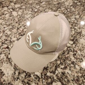 Realtree | Accessories | Realtree Grey Snapback Womens Hat With White ...
